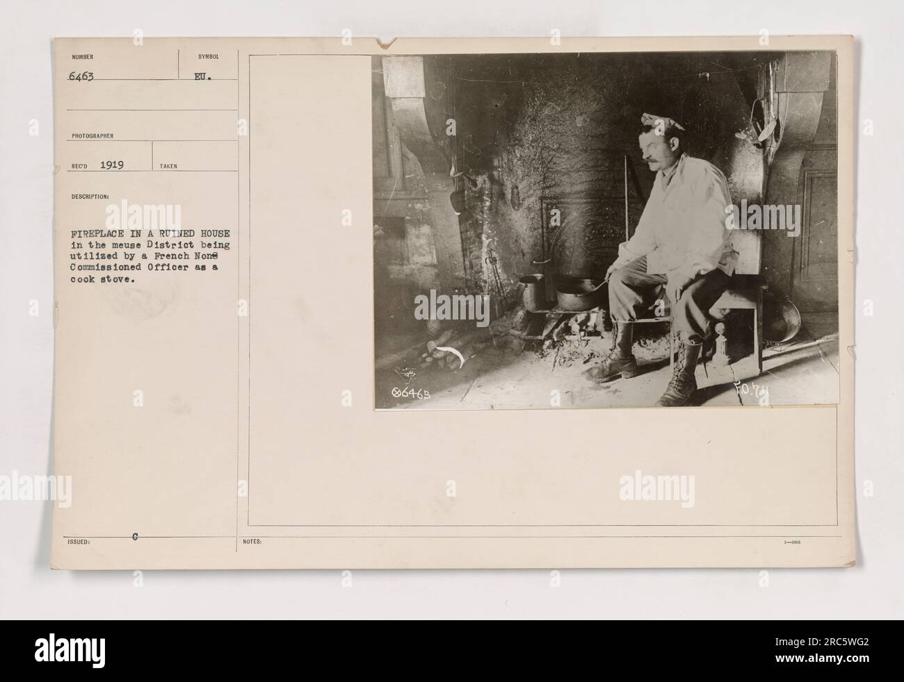 Army kitchen hi-res stock photography and images - Alamy