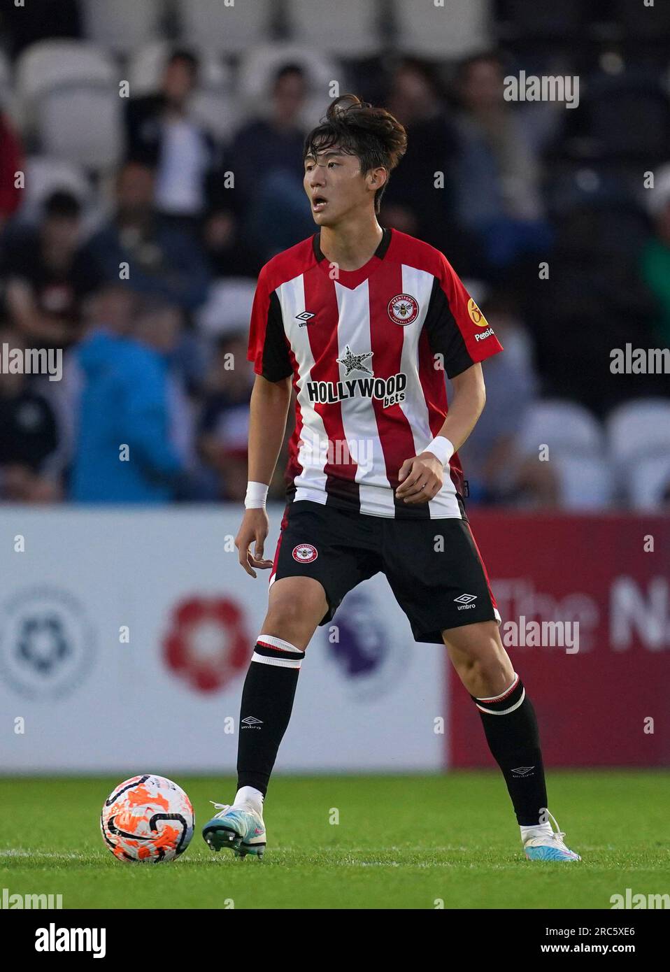 Kim ji soo brentford hi-res stock photography and images - Alamy