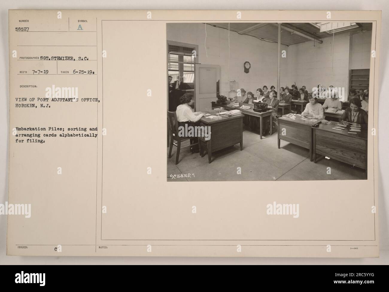 Embarkation files hi-res stock photography and images - Alamy