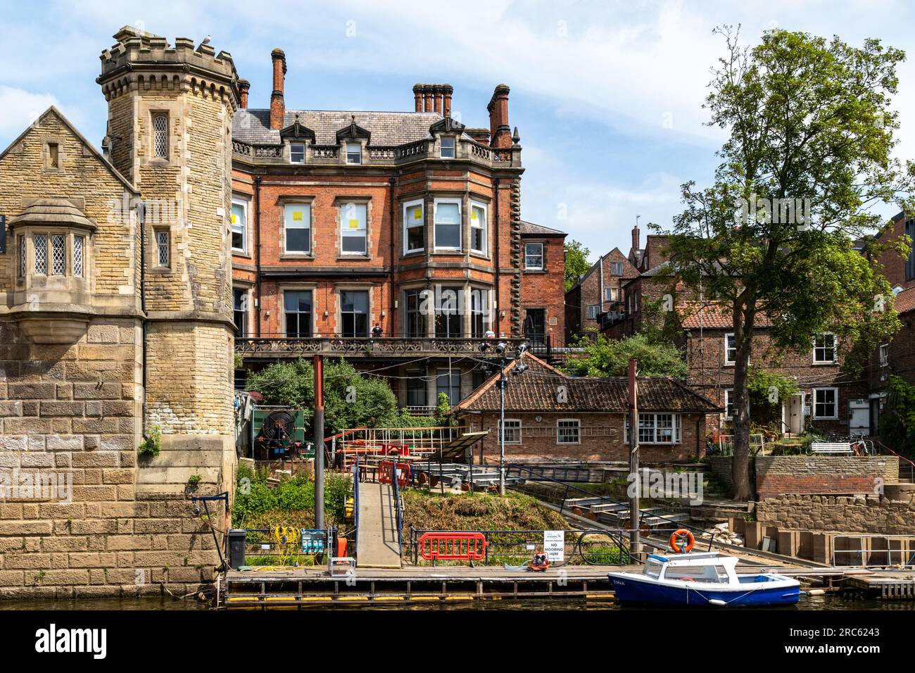 Photo downtown buildings taken hi-res stock photography and images - Alamy