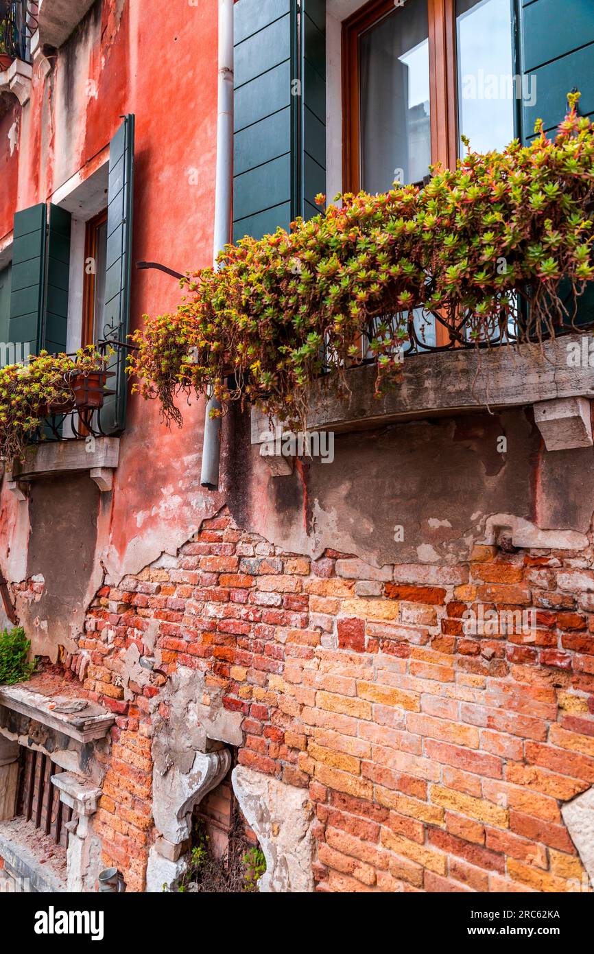Ancient venetian glass hi-res stock photography and images - Alamy