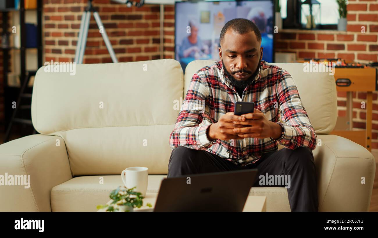 Supposed bonding hi-res stock photography and images - Alamy