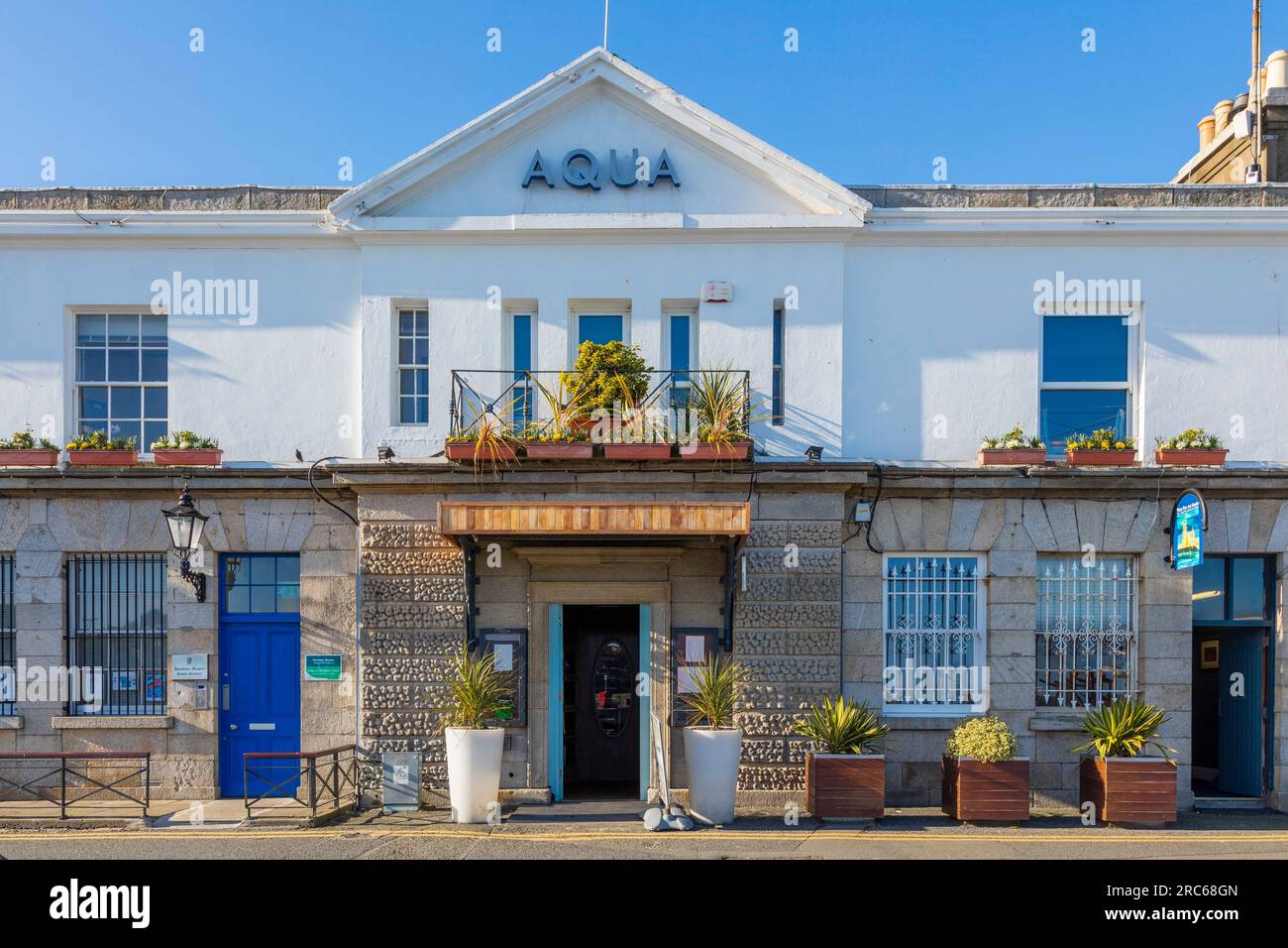 World best restaurant view hi-res stock photography and images - Alamy