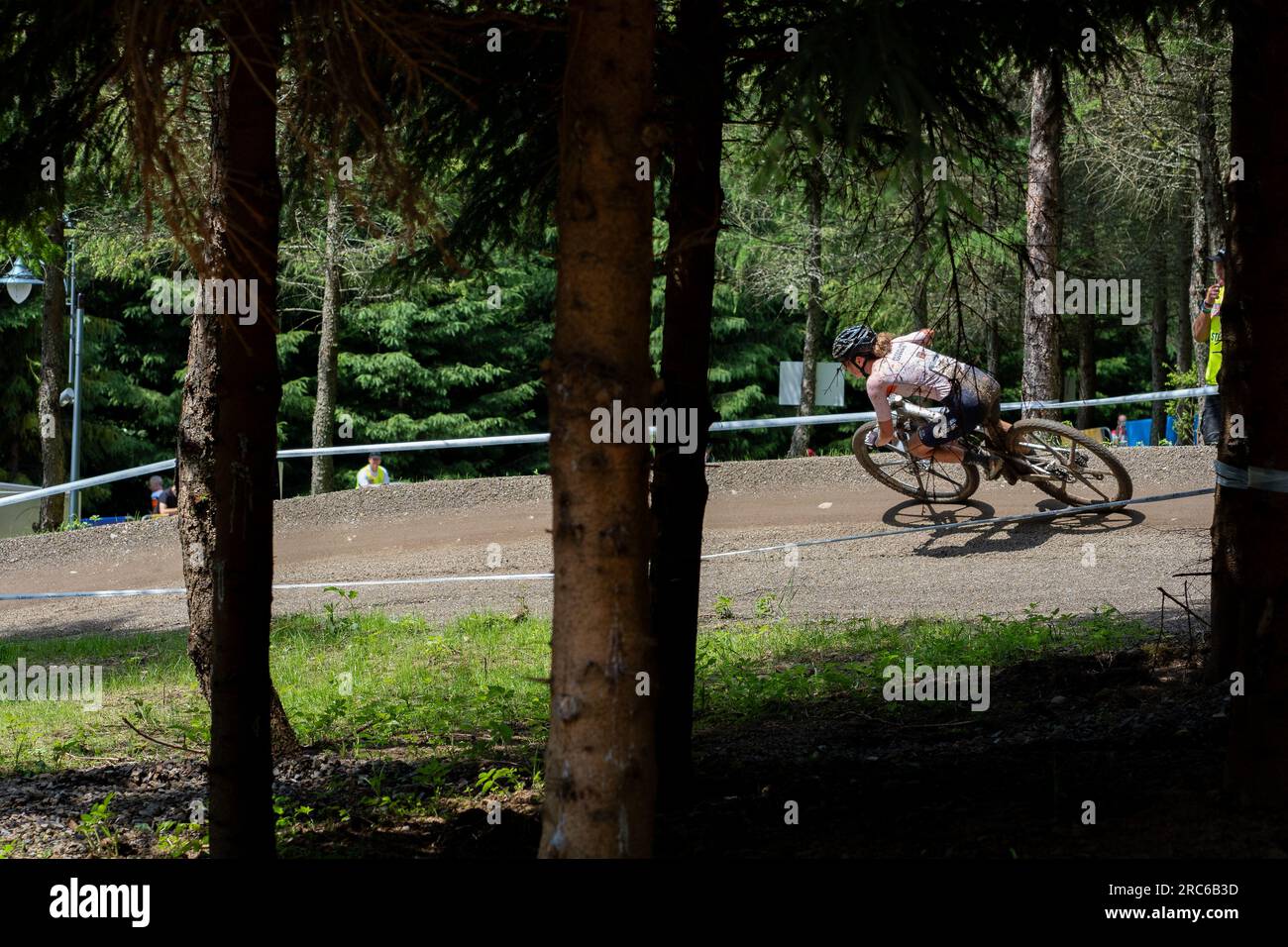Anne Terpstra takes turn on berm - 2023 UEC MTB Elite European ...