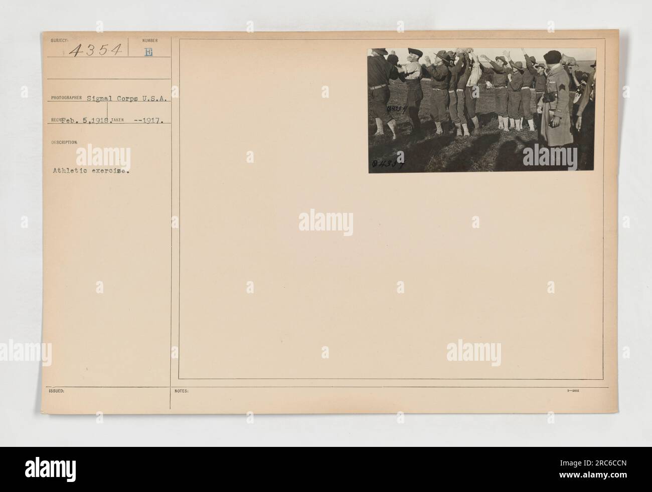 Soldiers from the Signal Corps of the U.S. Army conducting physical ...
