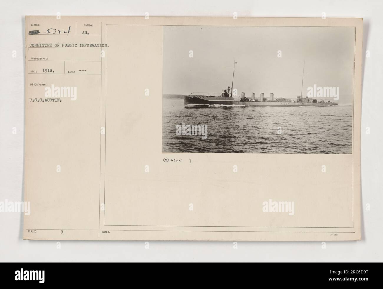 Uss austin photographs hi-res stock photography and images - Alamy