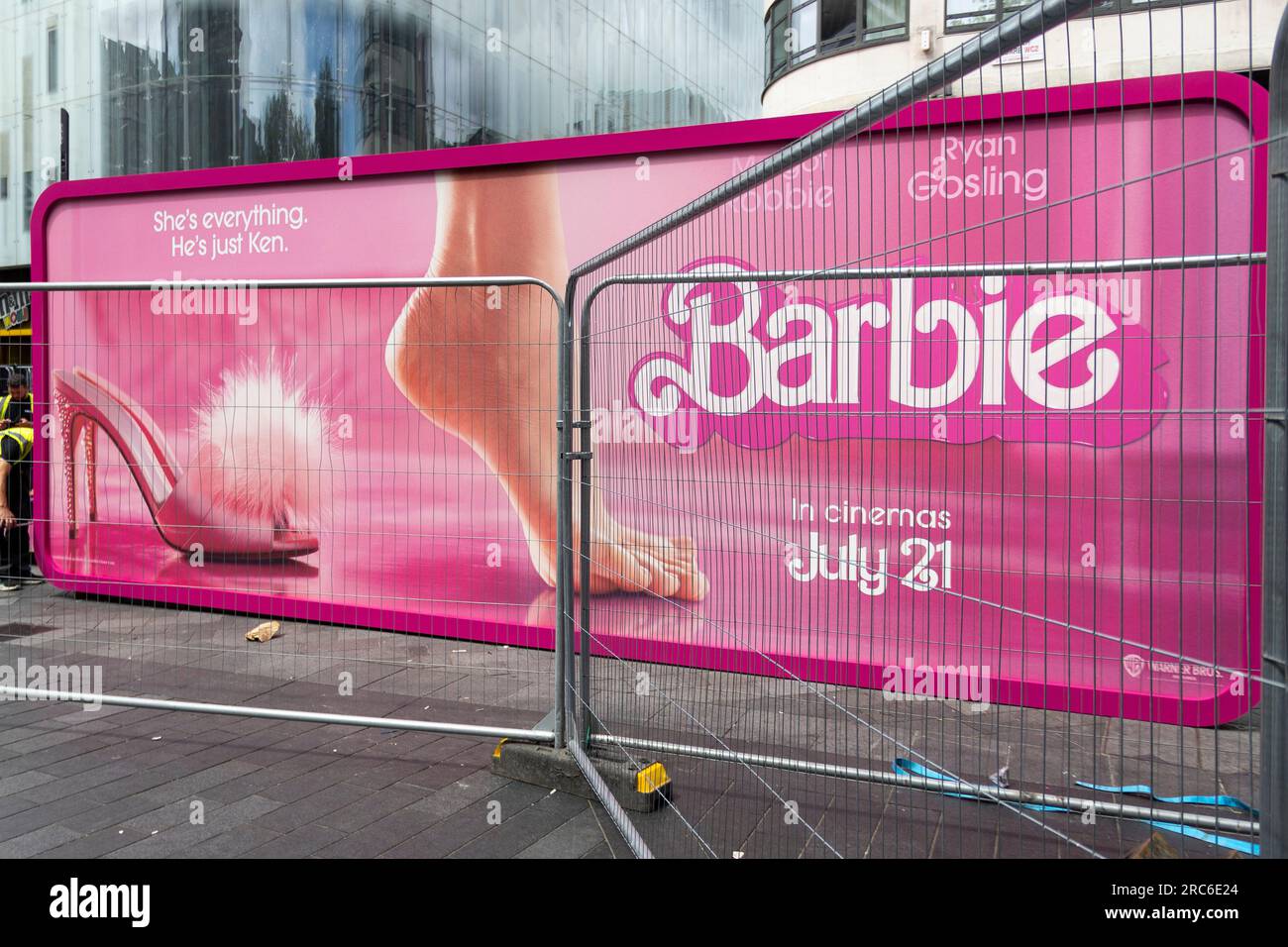 Barbie 2023 movie set hi-res stock photography and images - Alamy
