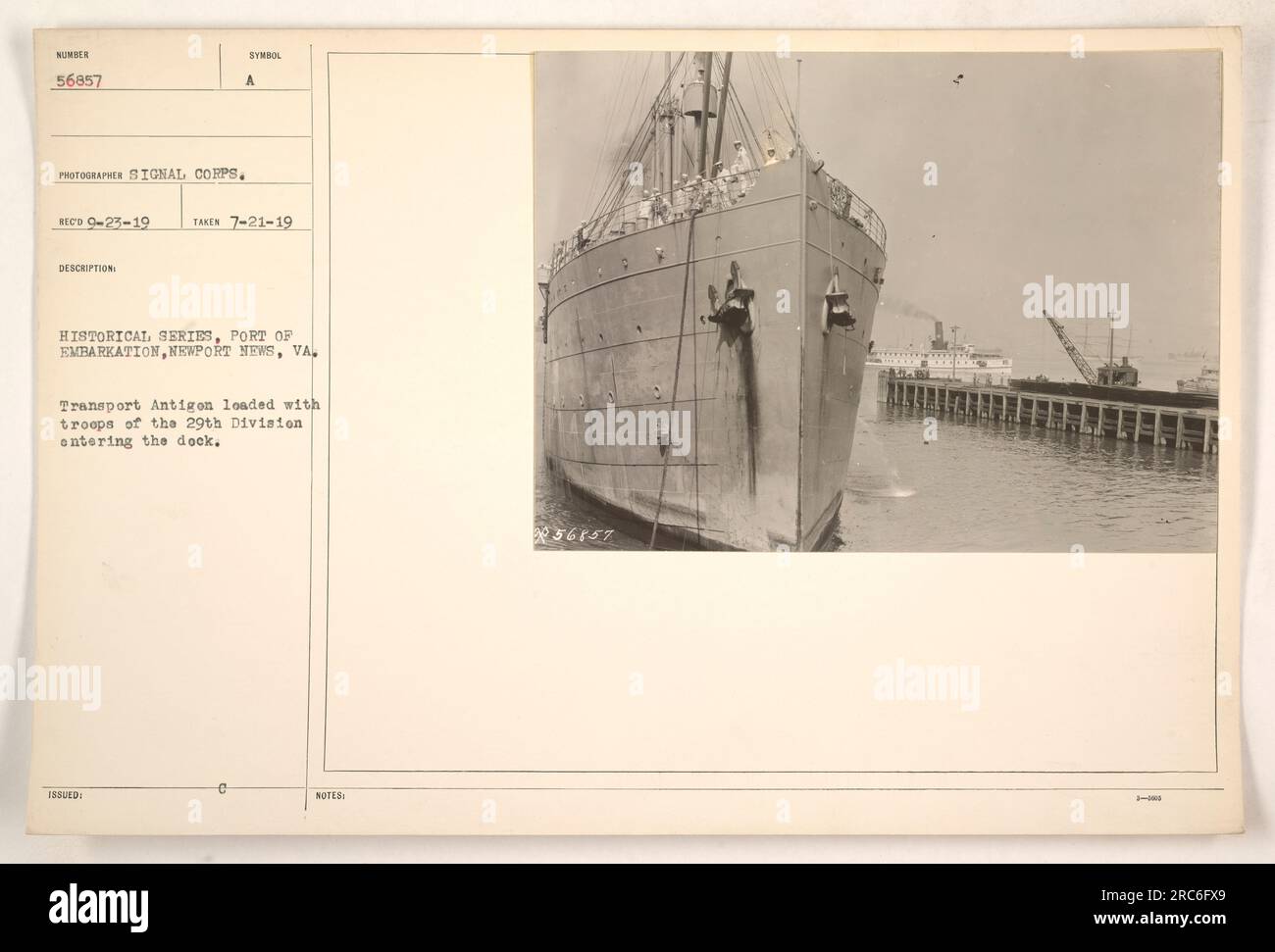 Port of embarkation photographs hi-res stock photography and images - Alamy