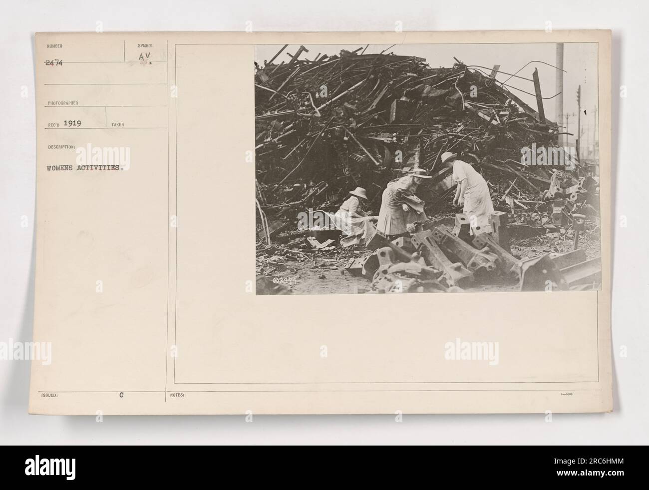 Womens dedication in world war one hi-res stock photography and images ...