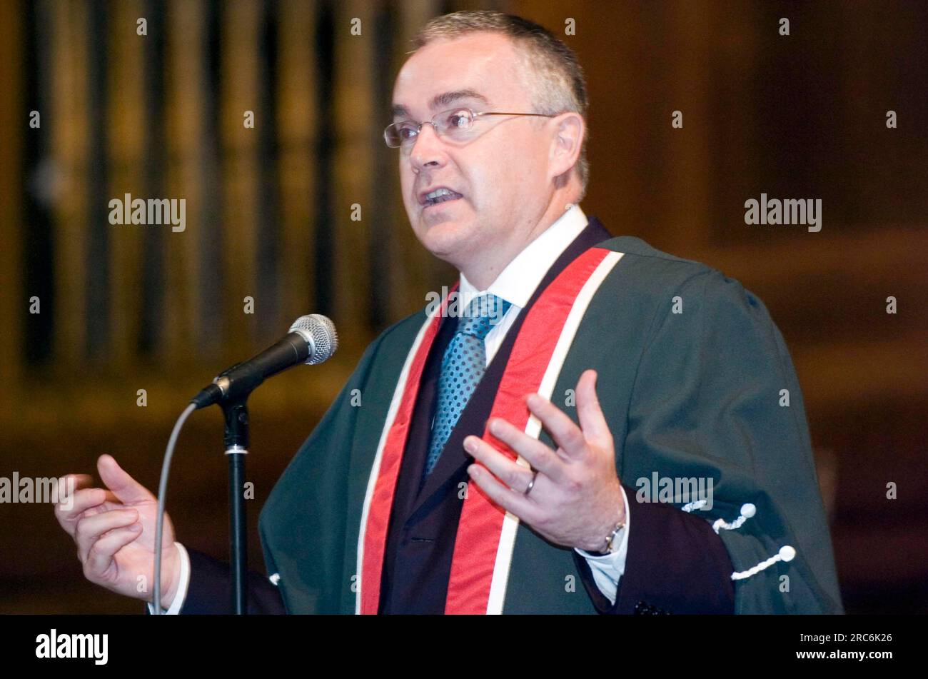 Bbc presenter huw edwards hi-res stock photography and images - Alamy
