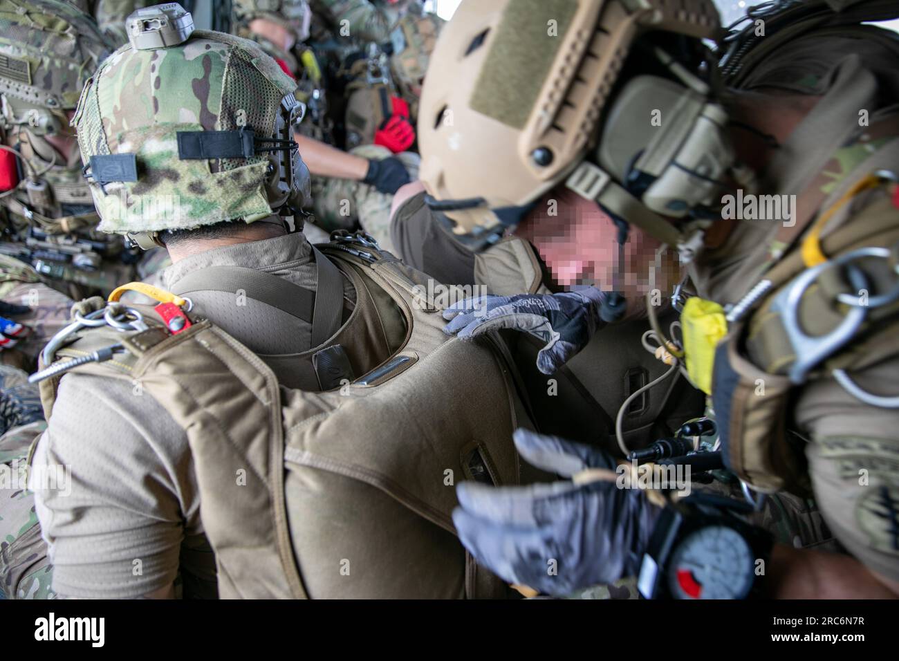 (U.S. Army photo by Sgt. Laura Bauer Stock Photo - Alamy