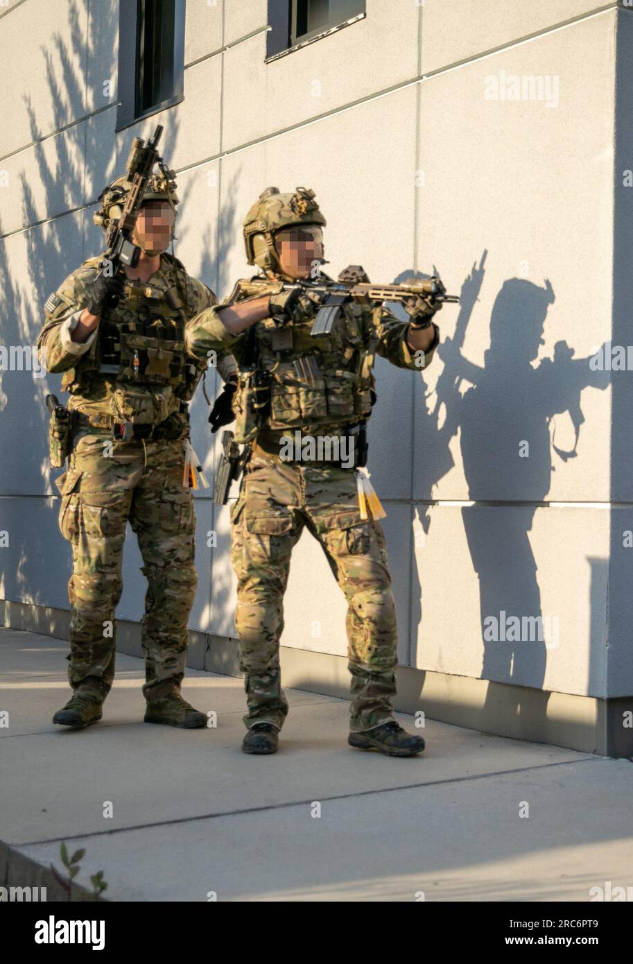 (U.S. Army photo by Sgt. Laura Bauer Stock Photo - Alamy