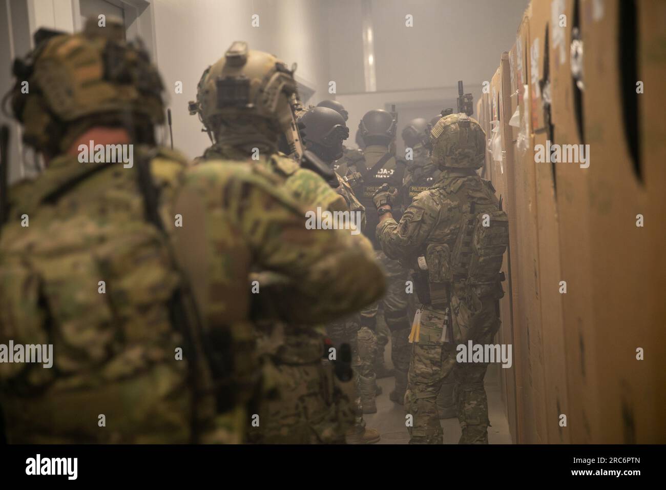 (U.S. Army photo by Sgt. Laura Bauer Stock Photo - Alamy
