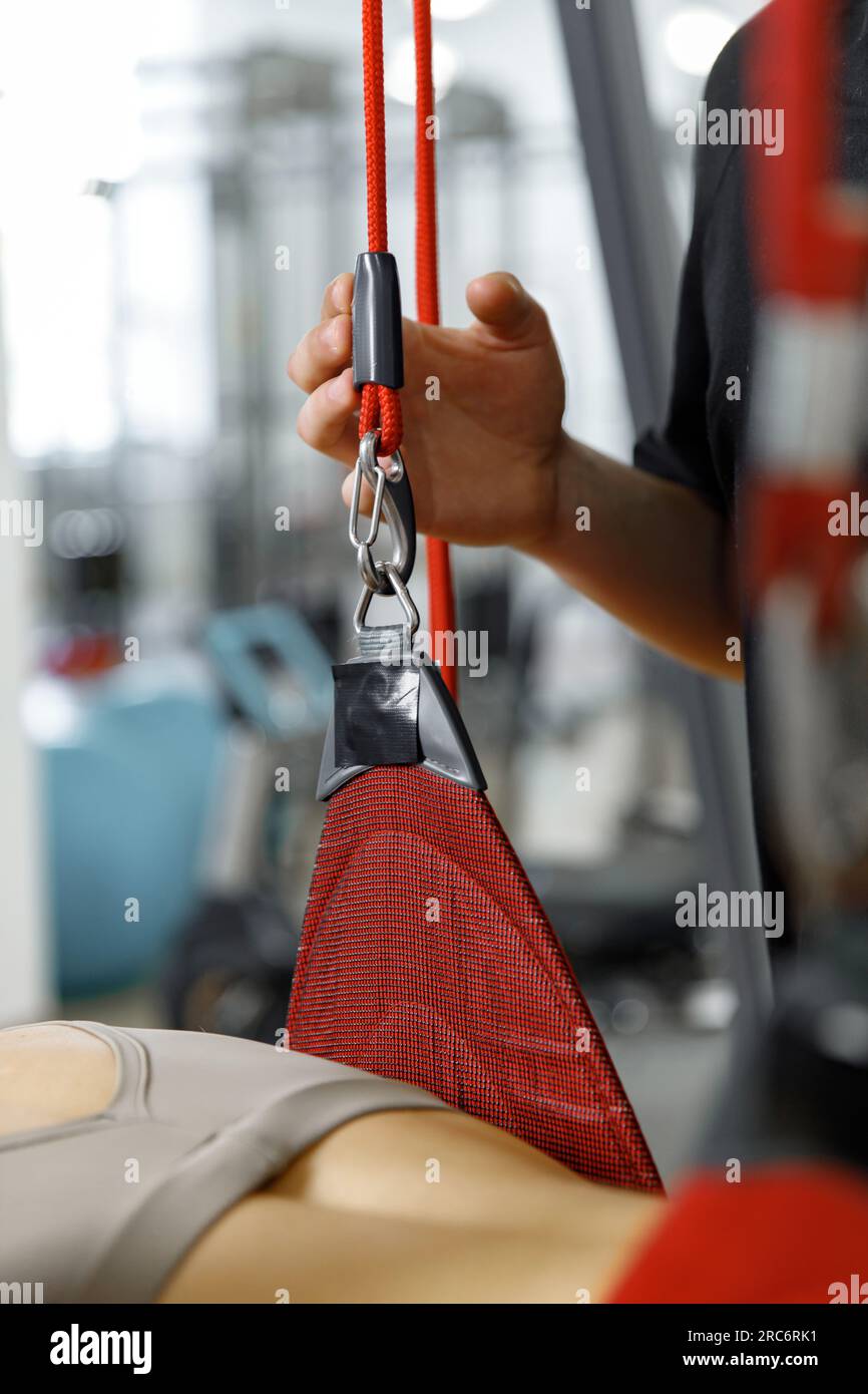 Back stretching, Back injury rehabilitation, Spine therapy, Spinal ...