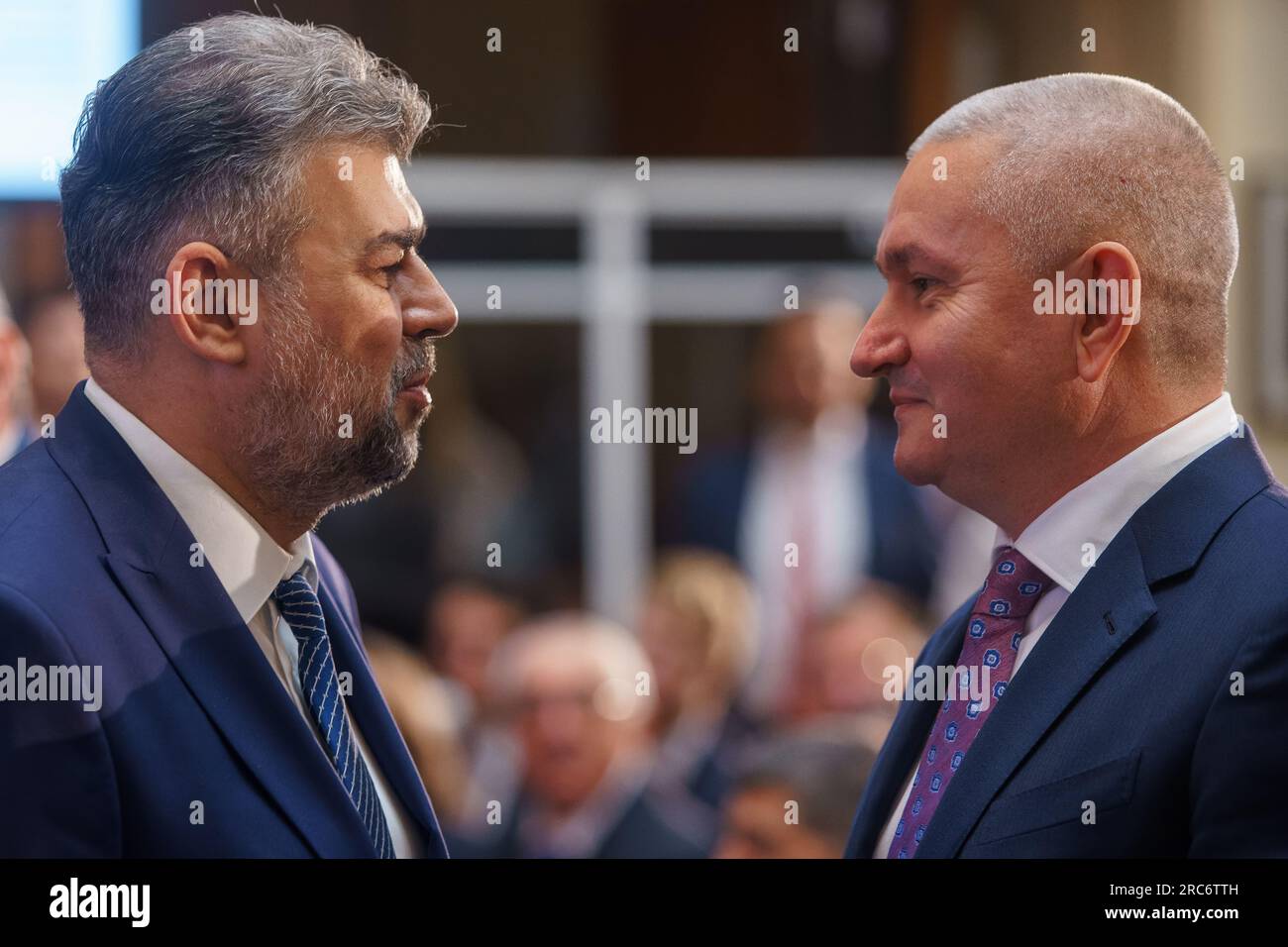 Hidroelectrica romania hi-res stock photography and images - Alamy