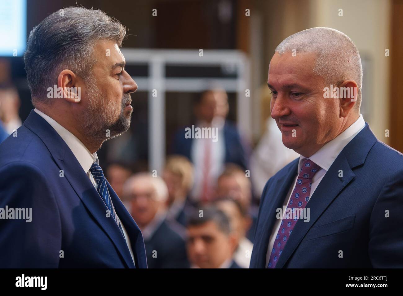 Hidroelectrica romania hi-res stock photography and images - Alamy