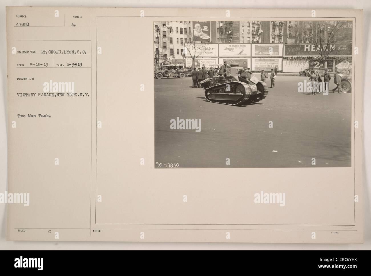 Military tank in new york hi-res stock photography and images - Alamy