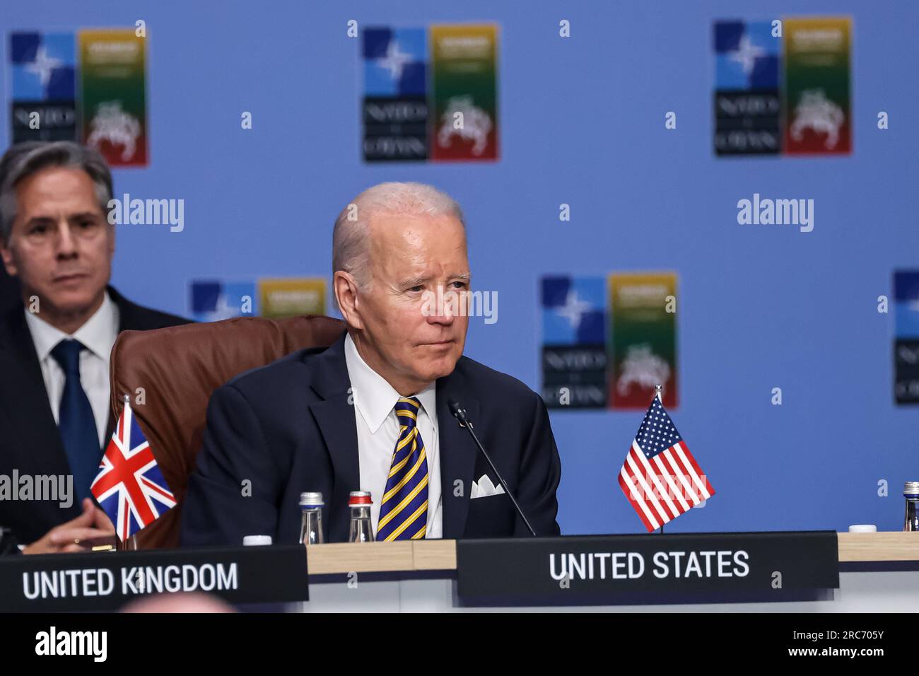Nato conference table hi-res stock photography and images - Alamy