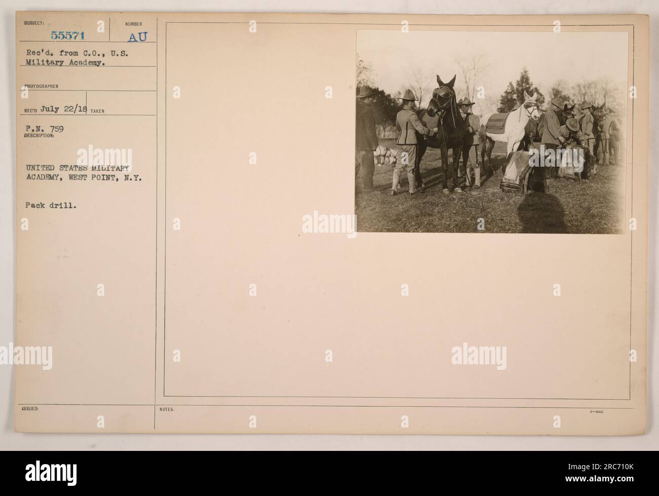 Soldiers at the United States Military Academy in West Point, NY ...