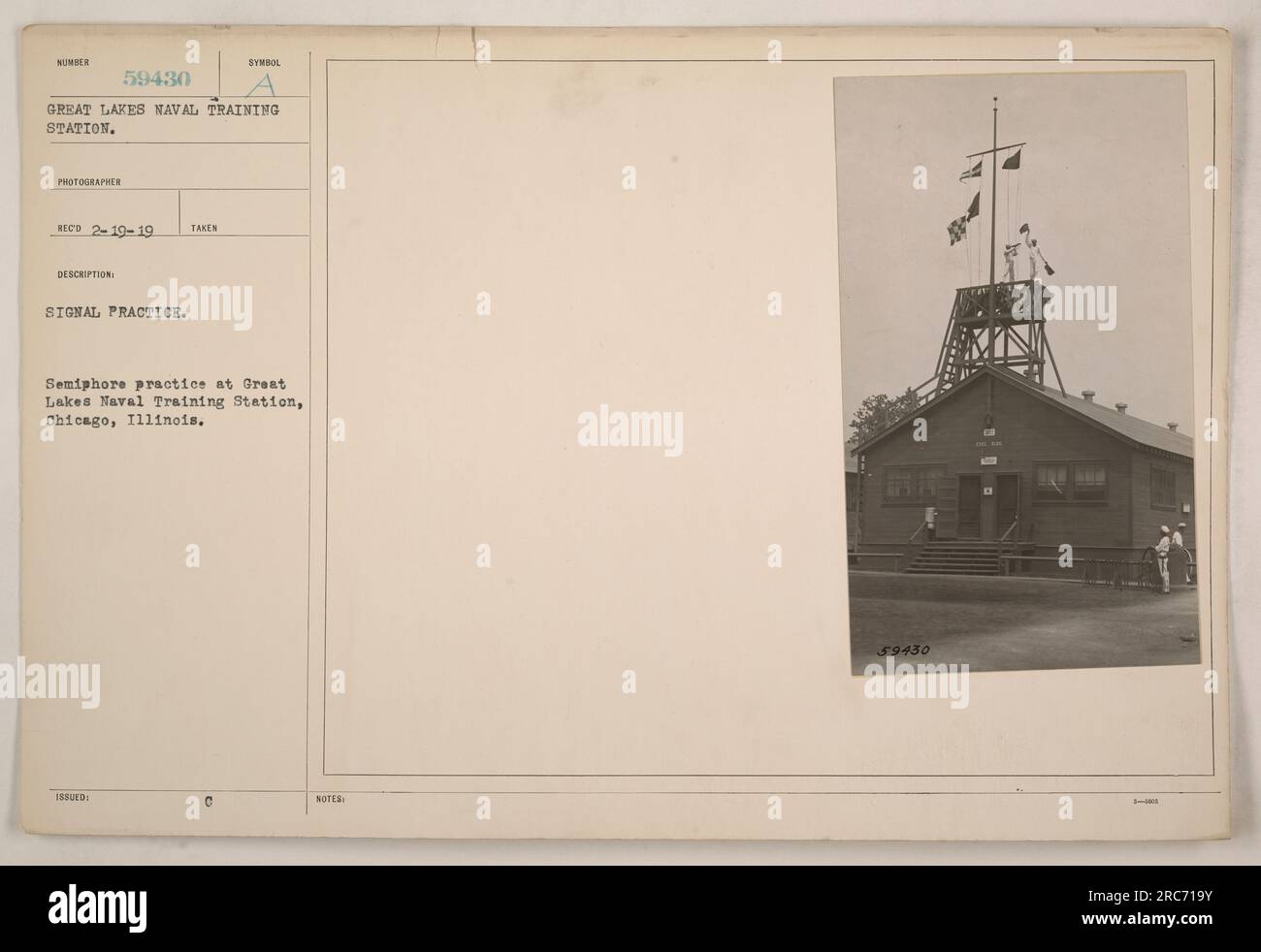 Soldiers at Great Lakes Naval Training Station in Chicago, Illinois ...