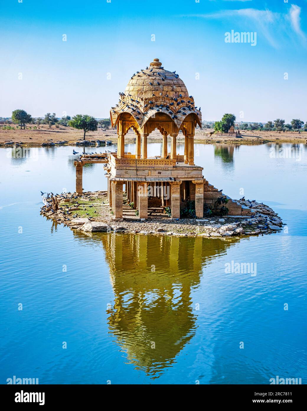 landmark of India and Rajasthan. Gadi Sagar (Gadisar) Lake is one of ...