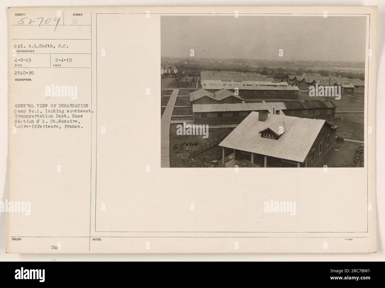 Troop disembaraction hi-res stock photography and images - Alamy