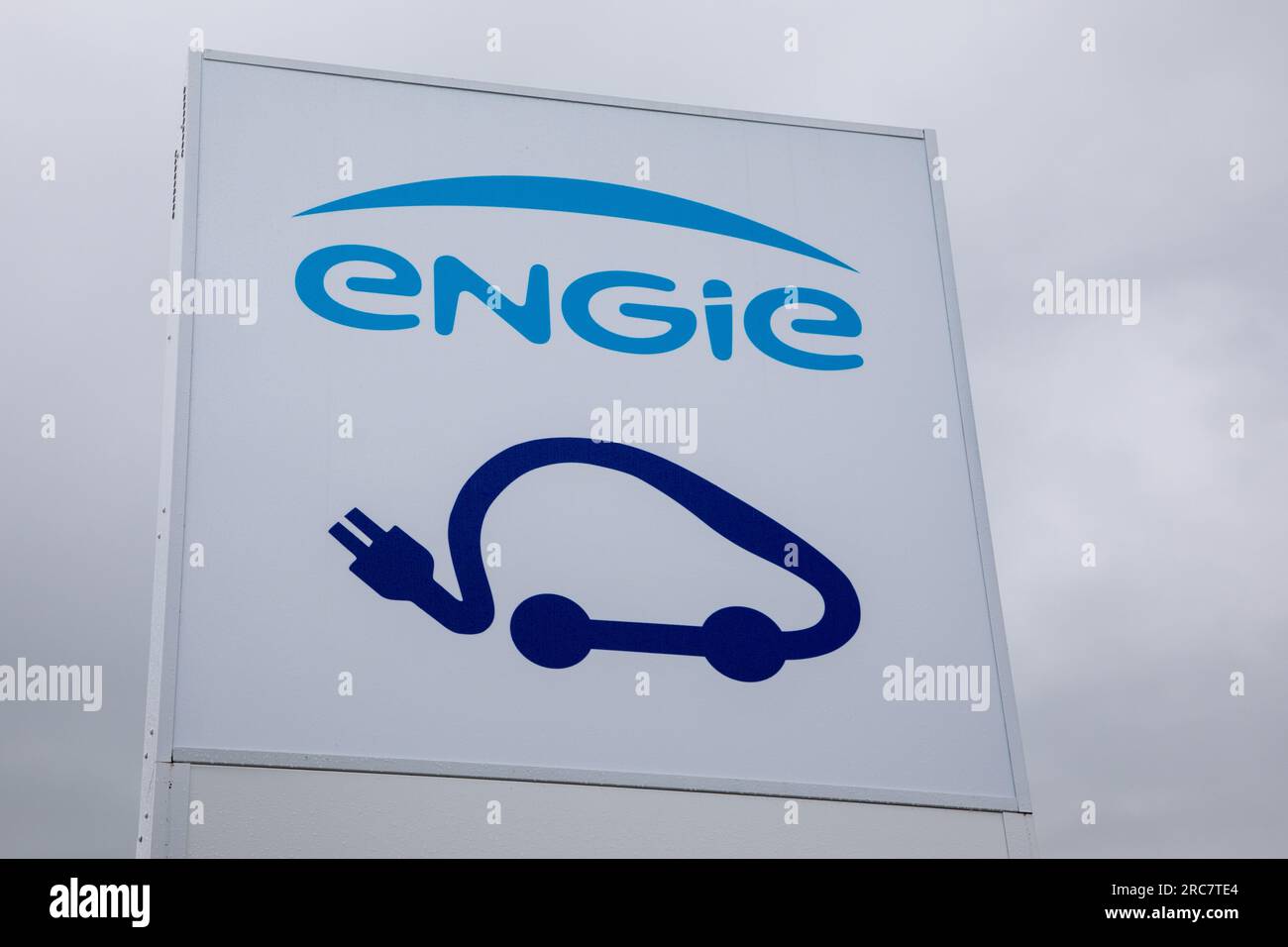 Bordeaux , France - 07 01 2023 : engie panel logo brand and text sign ...