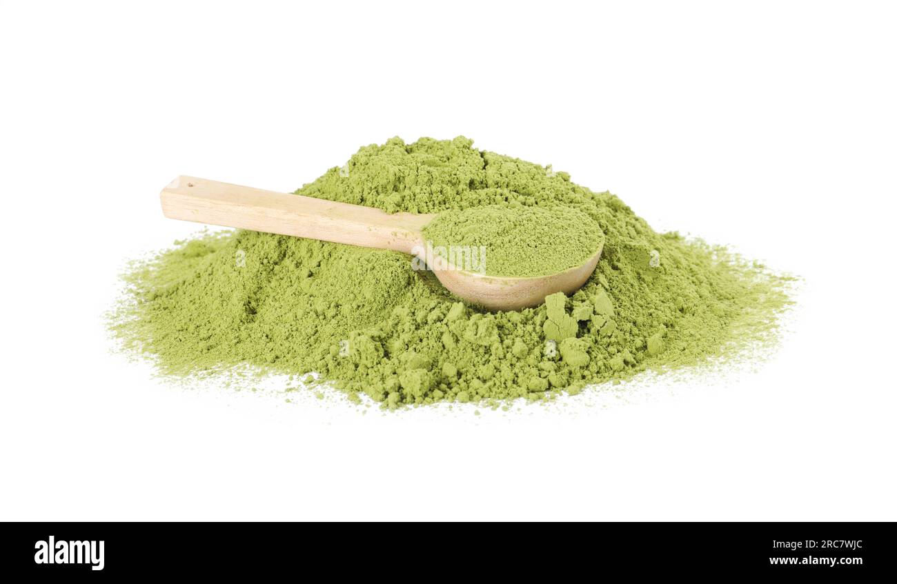 Spoon with green matcha powder isolated on white Stock Photo - Alamy