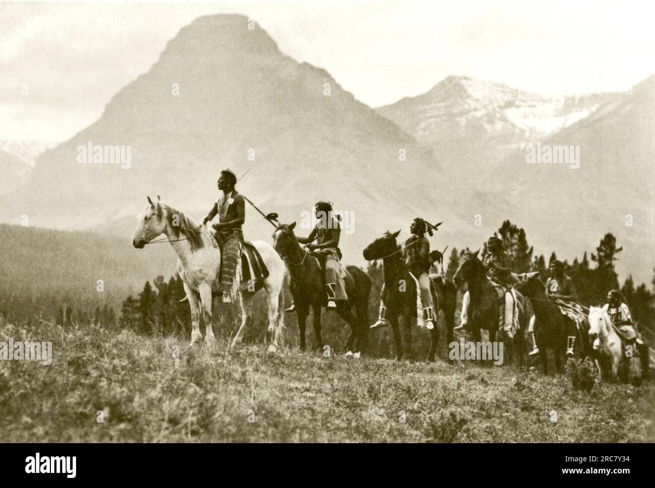 Piegan native americans hi-res stock photography and images - Alamy