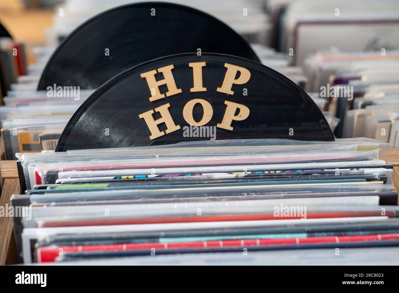 Vintage record shop interior hi-res stock photography and images - Alamy