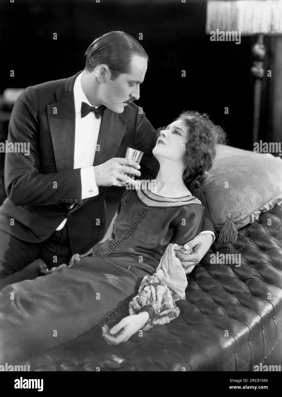 Mary philbin hi-res stock photography and images - Alamy