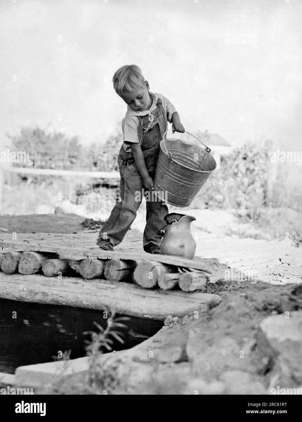 1930s farm life hi-res stock photography and images - Alamy