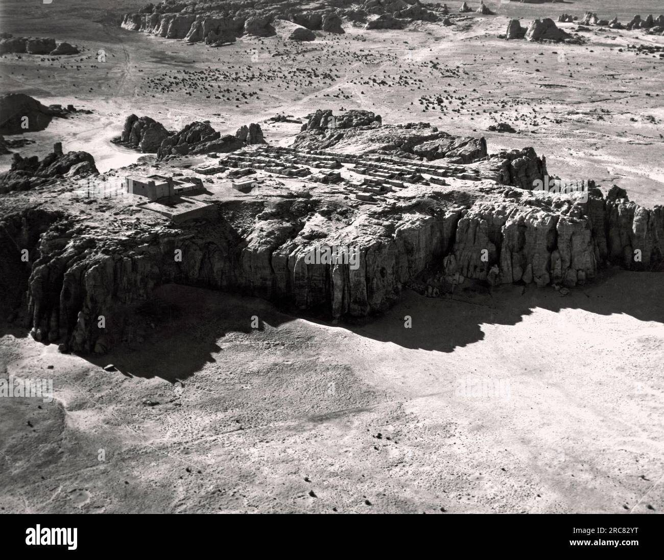 Acoma pueblo aerial hi-res stock photography and images - Alamy