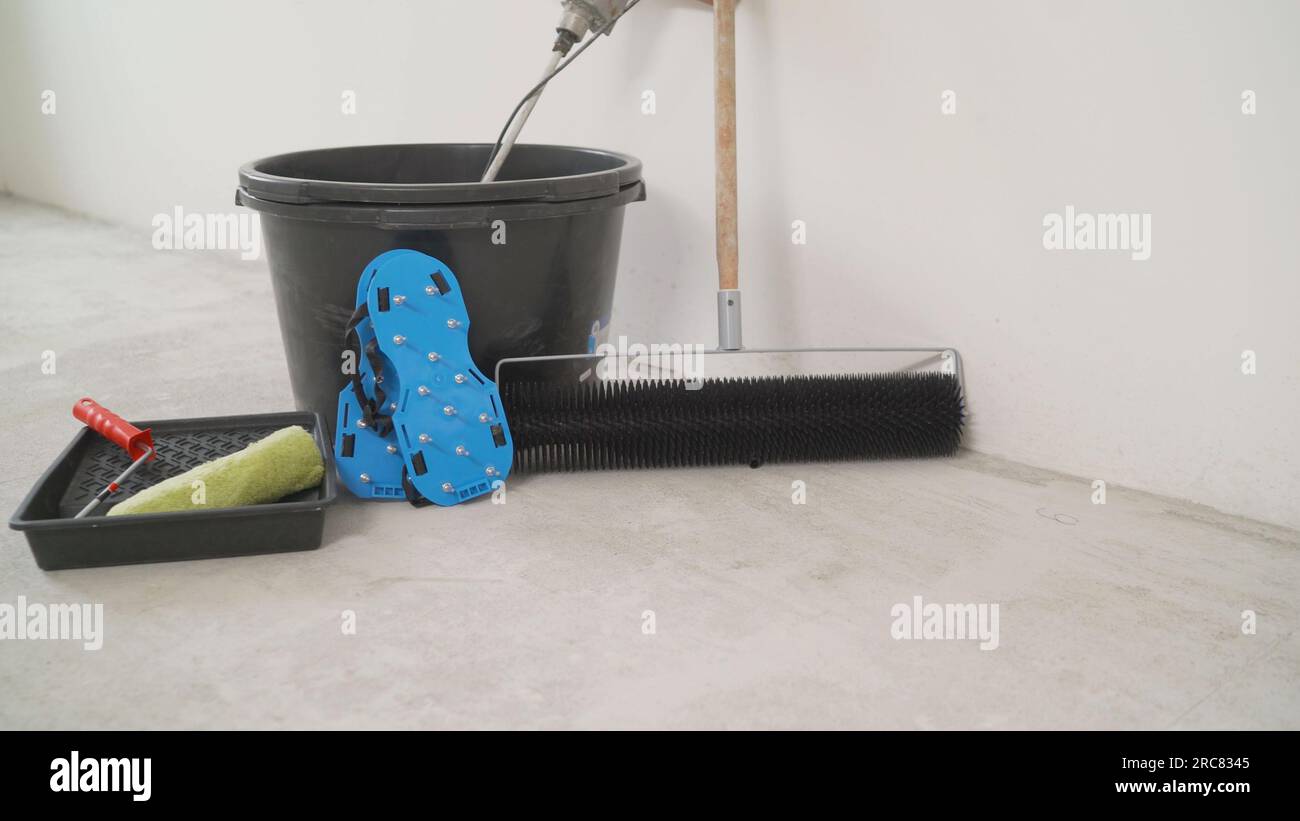 Scraper for self leveling floor hi-res stock photography and images - Alamy