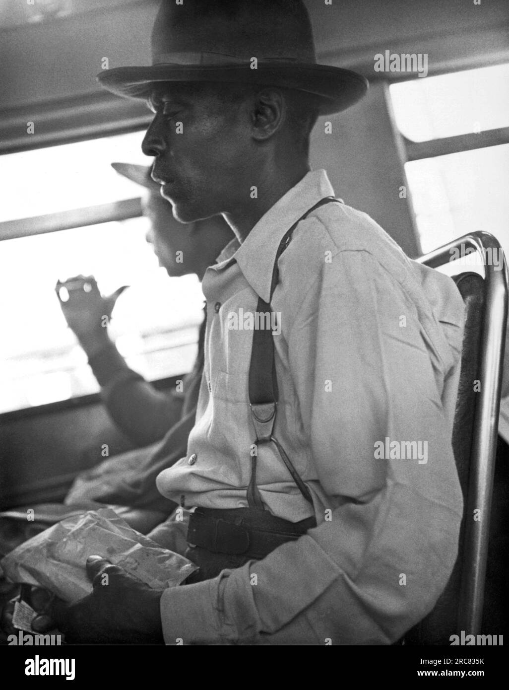 Two men in profile Black and White Stock Photos & Images - Alamy