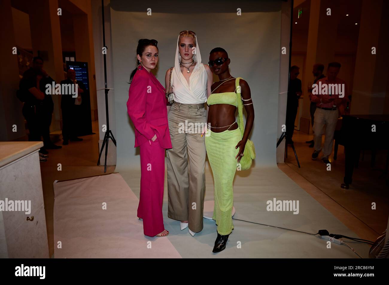 Coco Clever, Lou-Anne Gleissenebner und Noëlla Mbomba bei der Anja ...