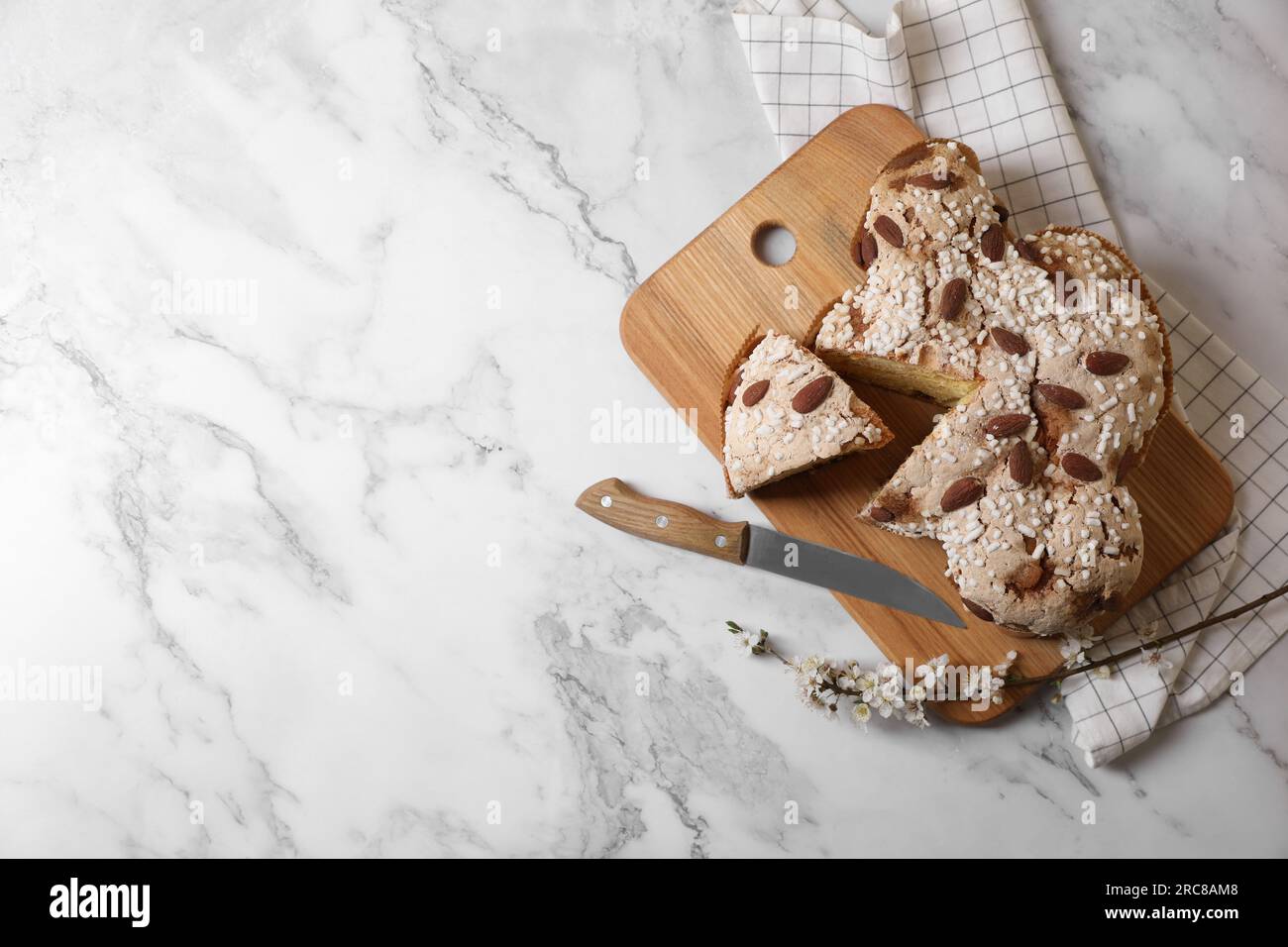 Delicious Italian Easter dove cake (traditional Colomba di Pasqua ...