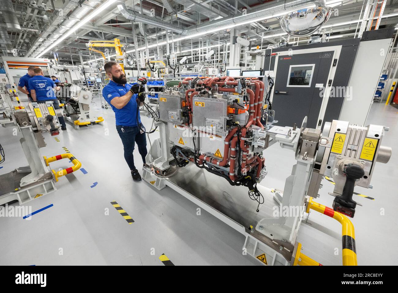 Fuel cell components hi-res stock photography and images - Alamy