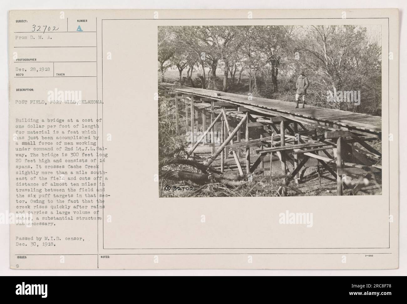 Six puff targets hi-res stock photography and images - Alamy