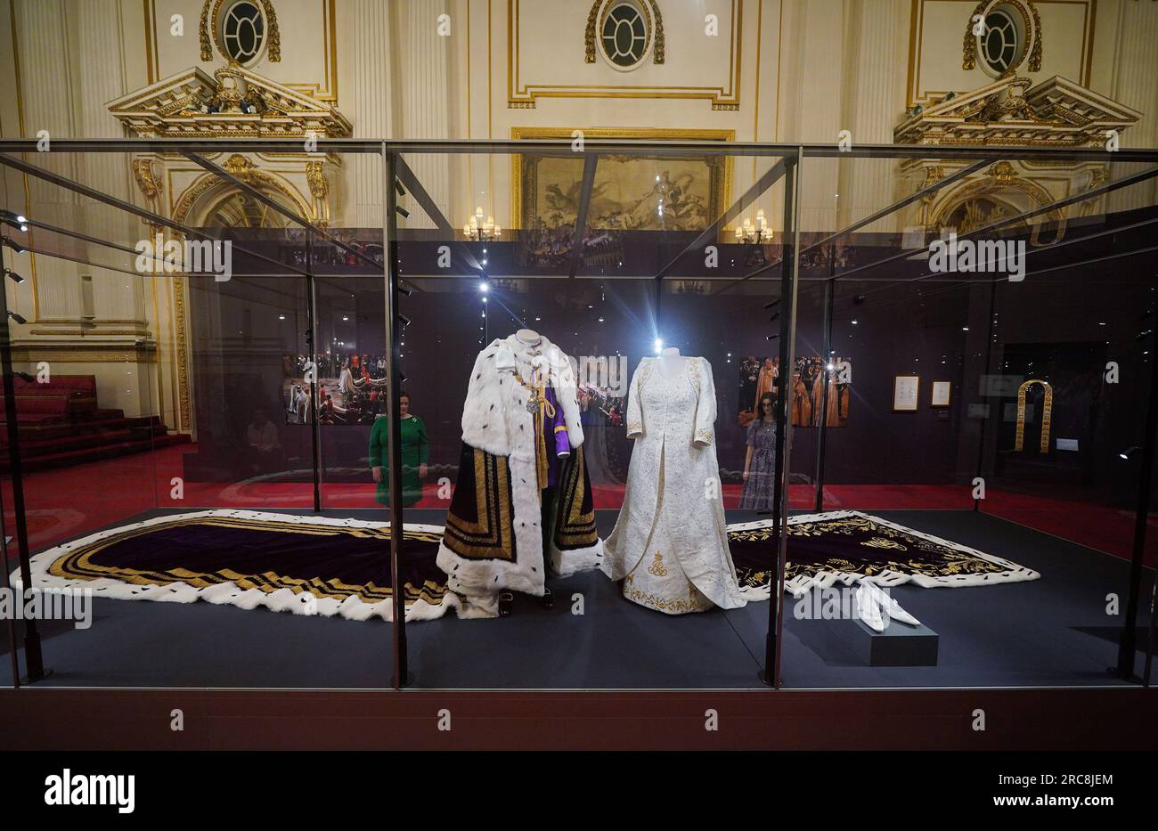 His Majesty The King's Coronation Ensemble and Her Majesty The Queen's ...