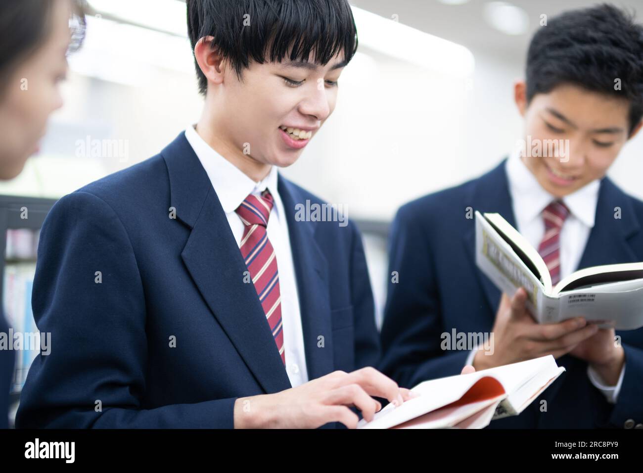 Student boy profile hi-res stock photography and images - Alamy