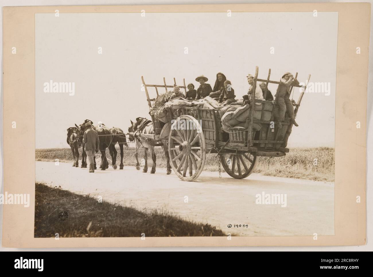 War time relief efforts hi-res stock photography and images - Alamy