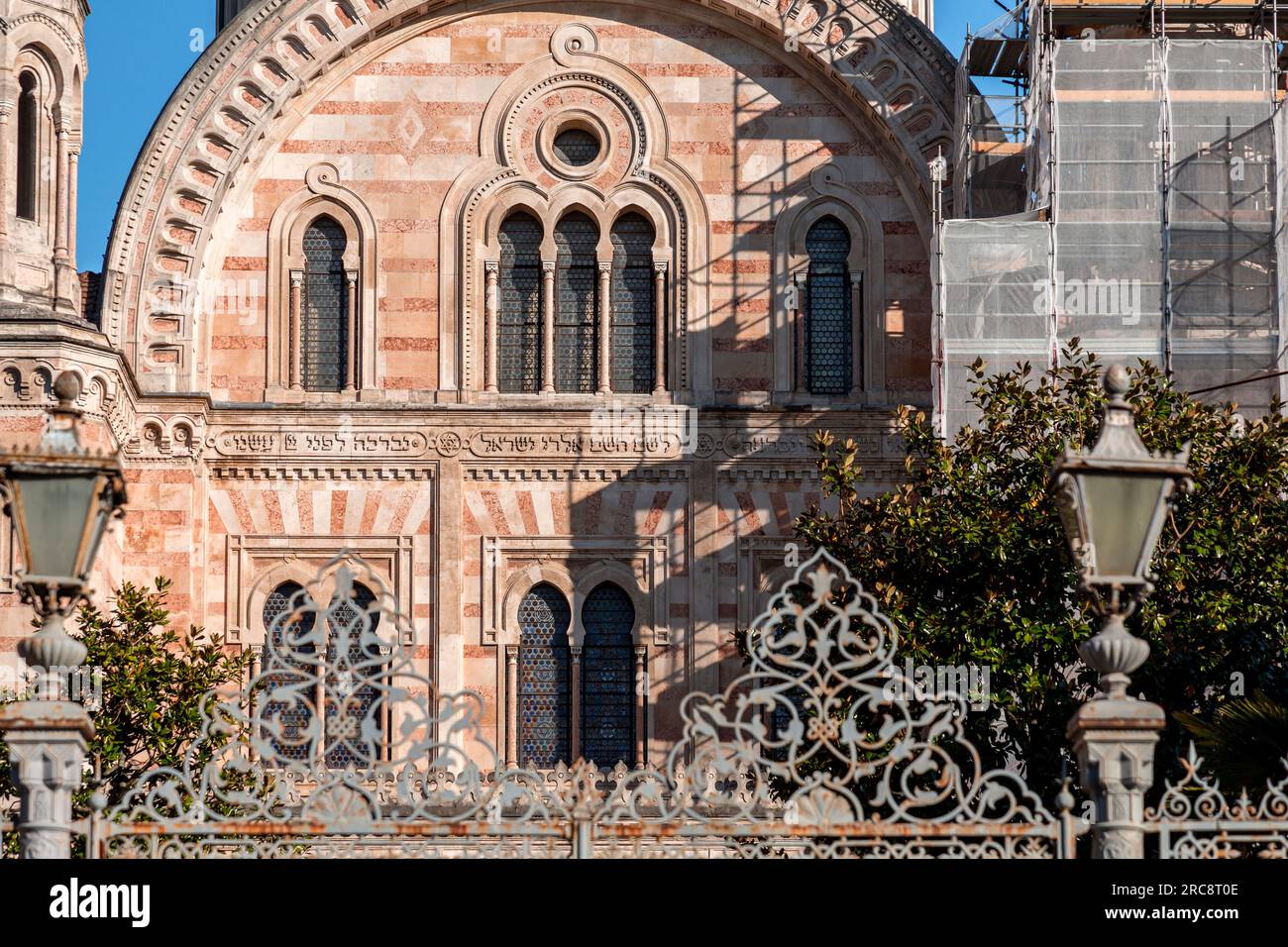 Florentine synagogue hi-res stock photography and images - Alamy