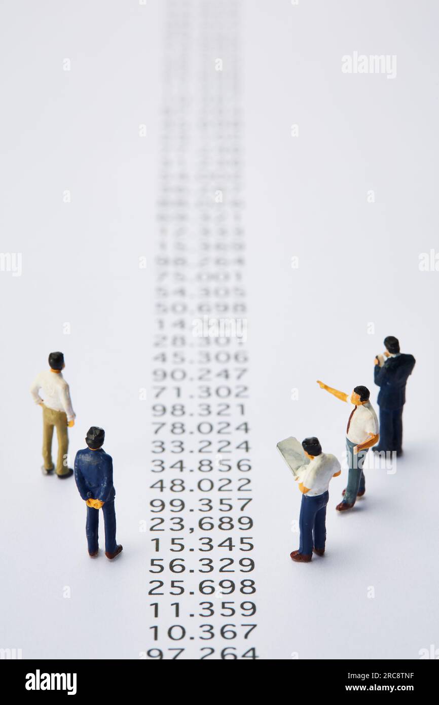Miniature figures desk hi-res stock photography and images - Alamy