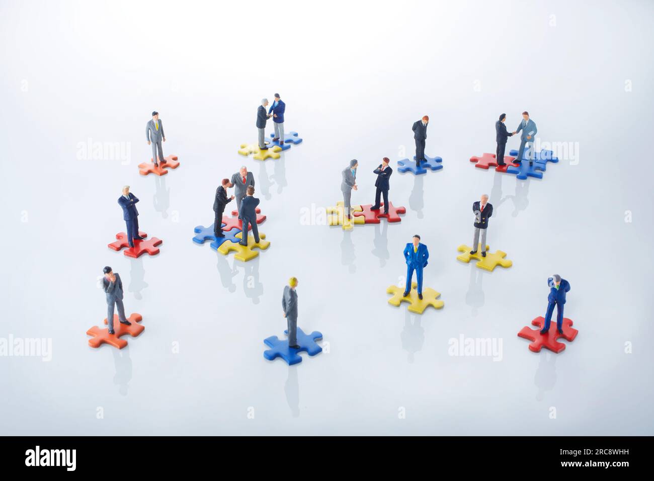 Networking image hi-res stock photography and images - Alamy