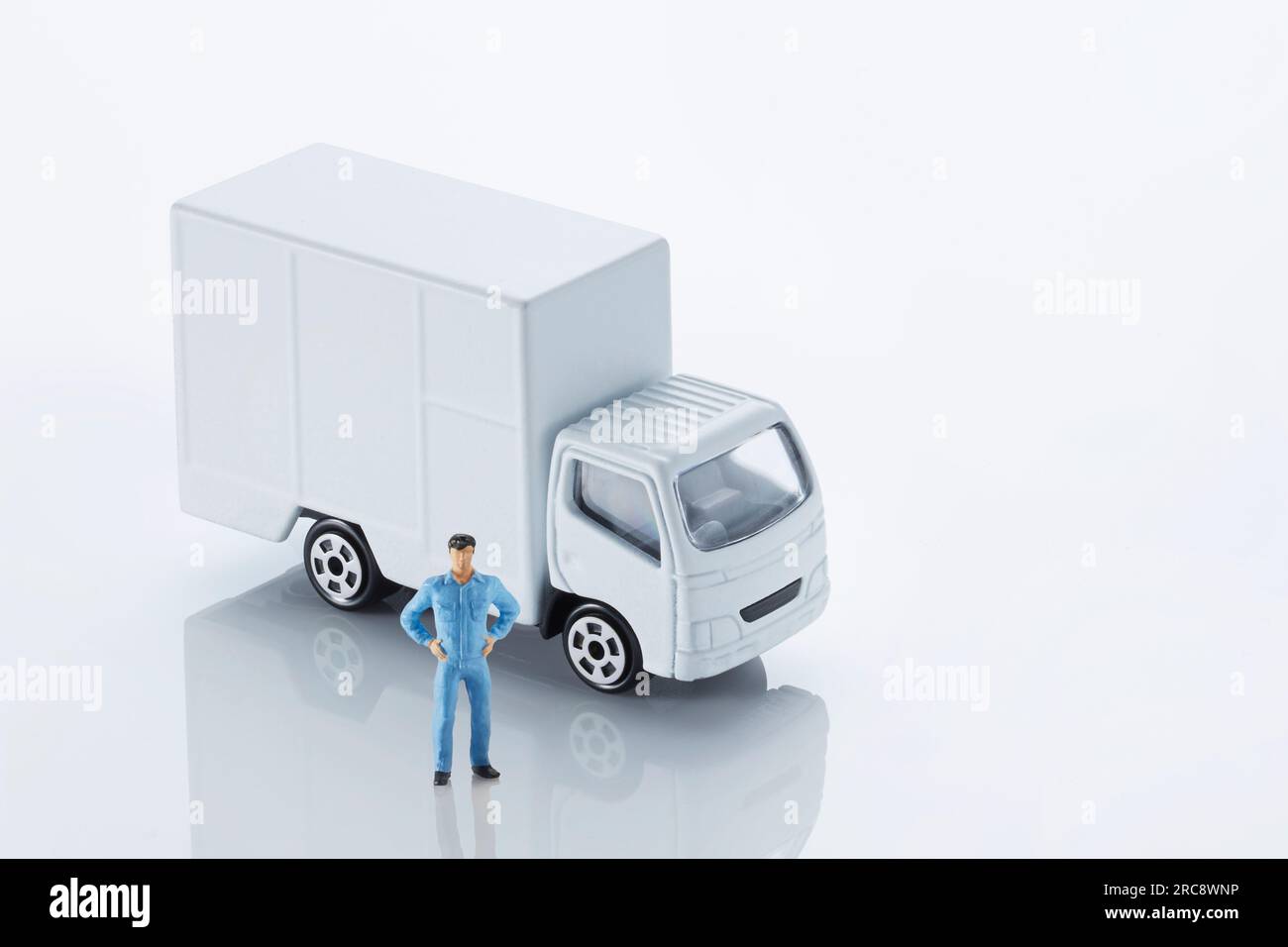 Shipping freight rates hi-res stock photography and images - Alamy