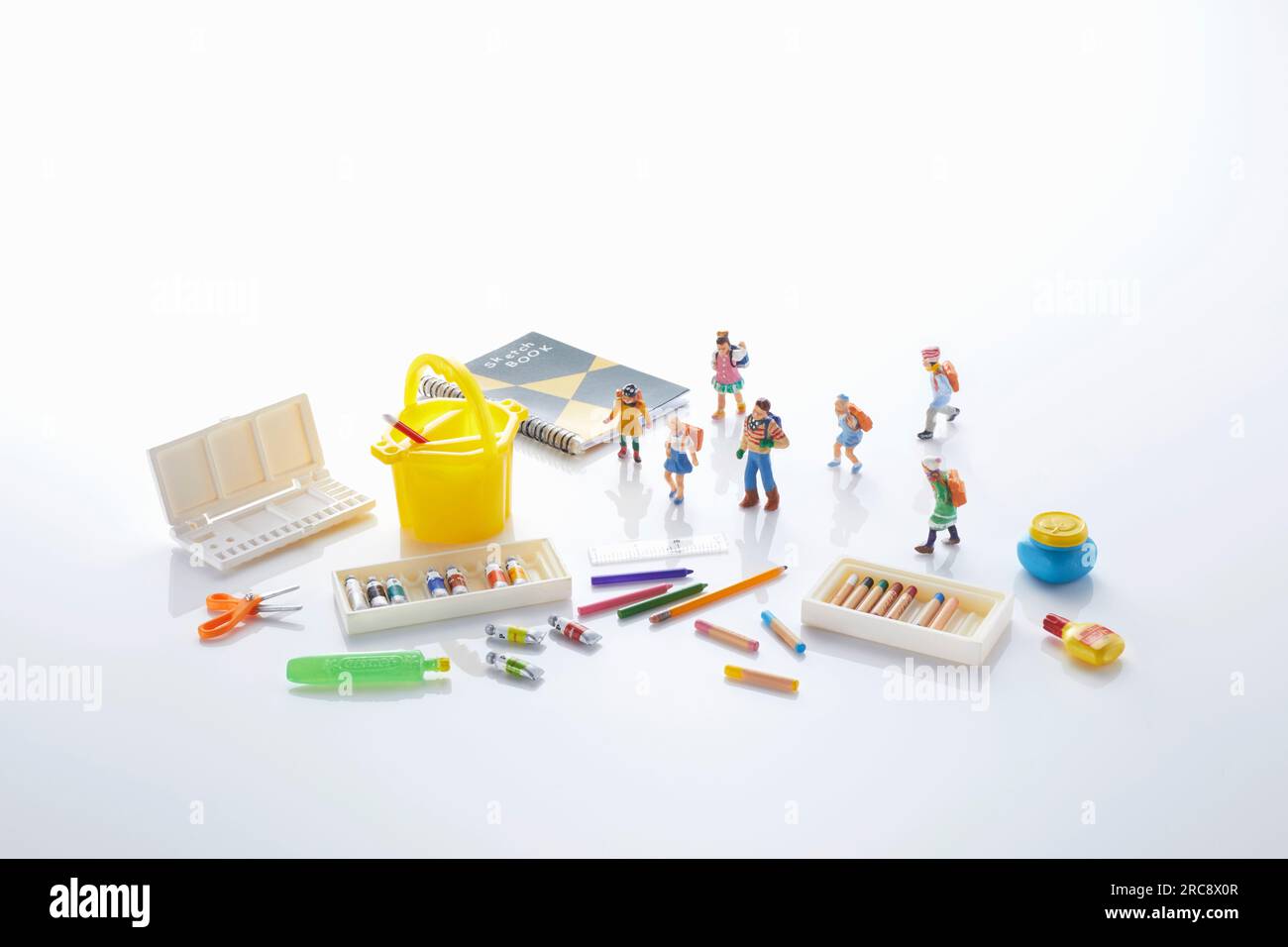Children's arts and crafts Stock Photo - Alamy