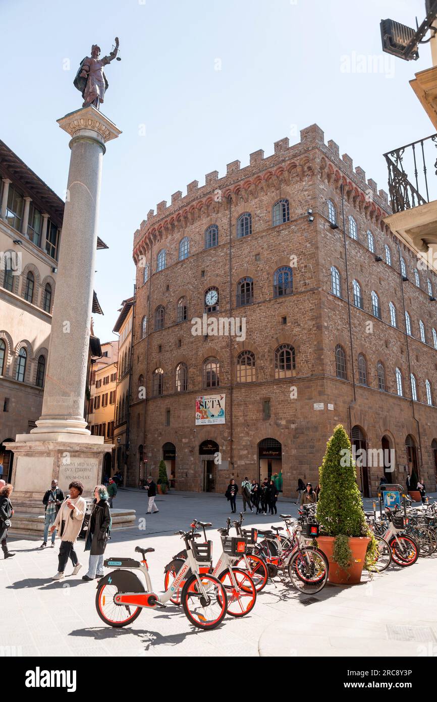Via strozzi florence hi-res stock photography and images - Alamy