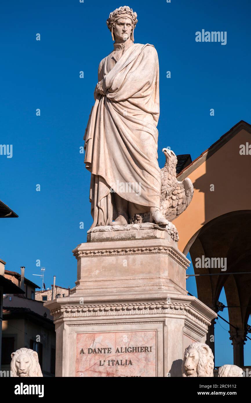 Dante alighieri piazza di santa croce italia hi-res stock photography ...