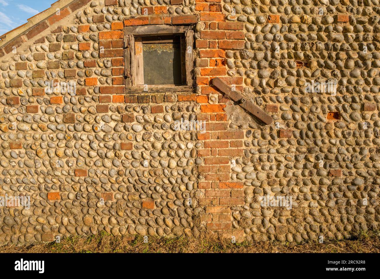 Brick built building hi-res stock photography and images - Alamy